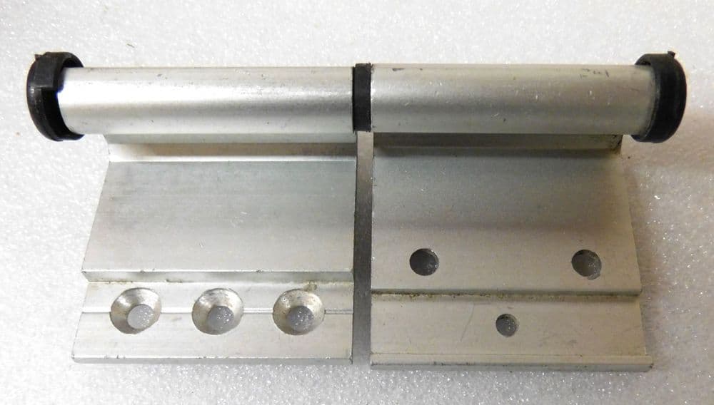 Motorhome caravan habitation door hinge 2 section