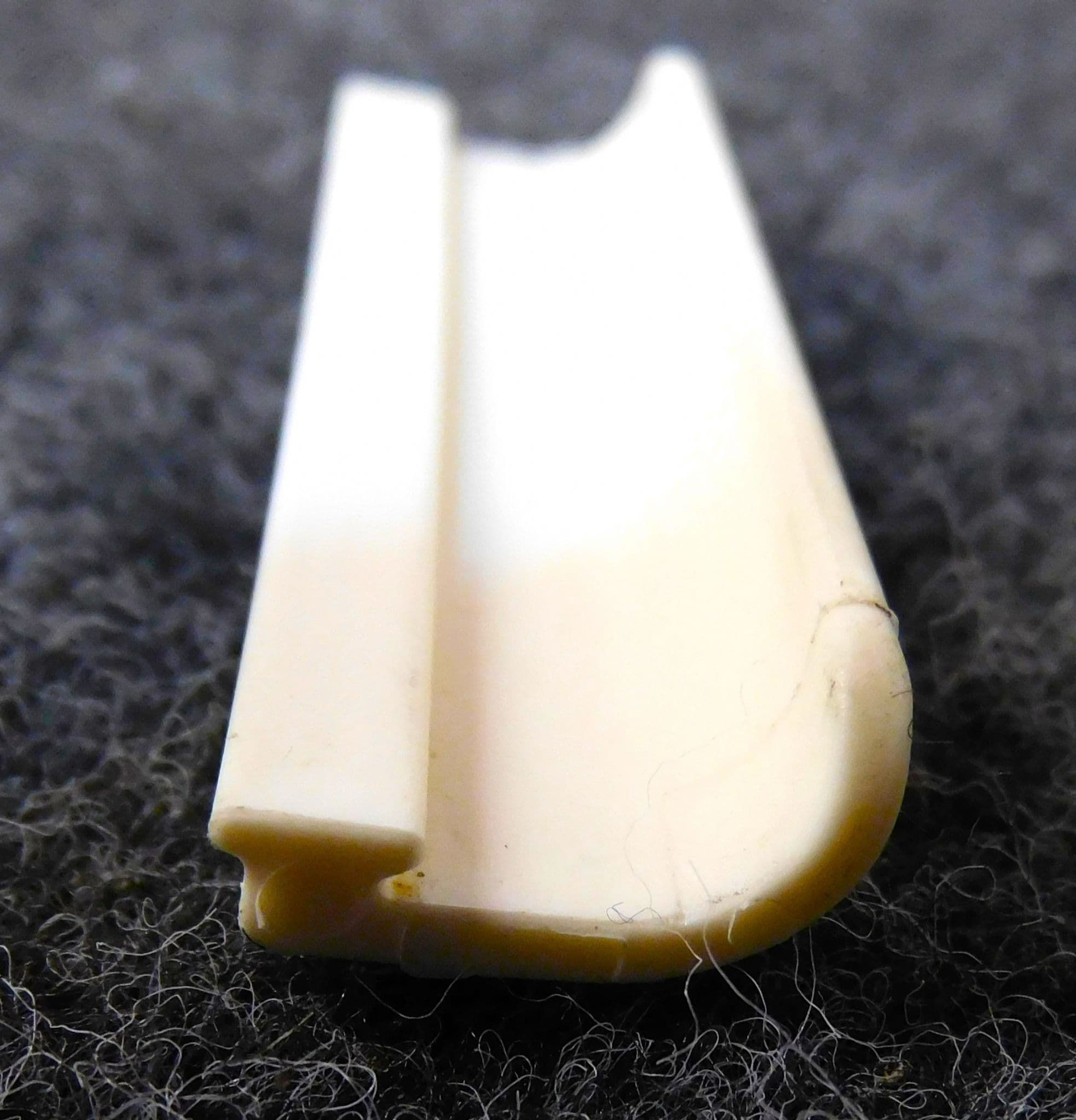 Motorhome caravan window blind slide on catch