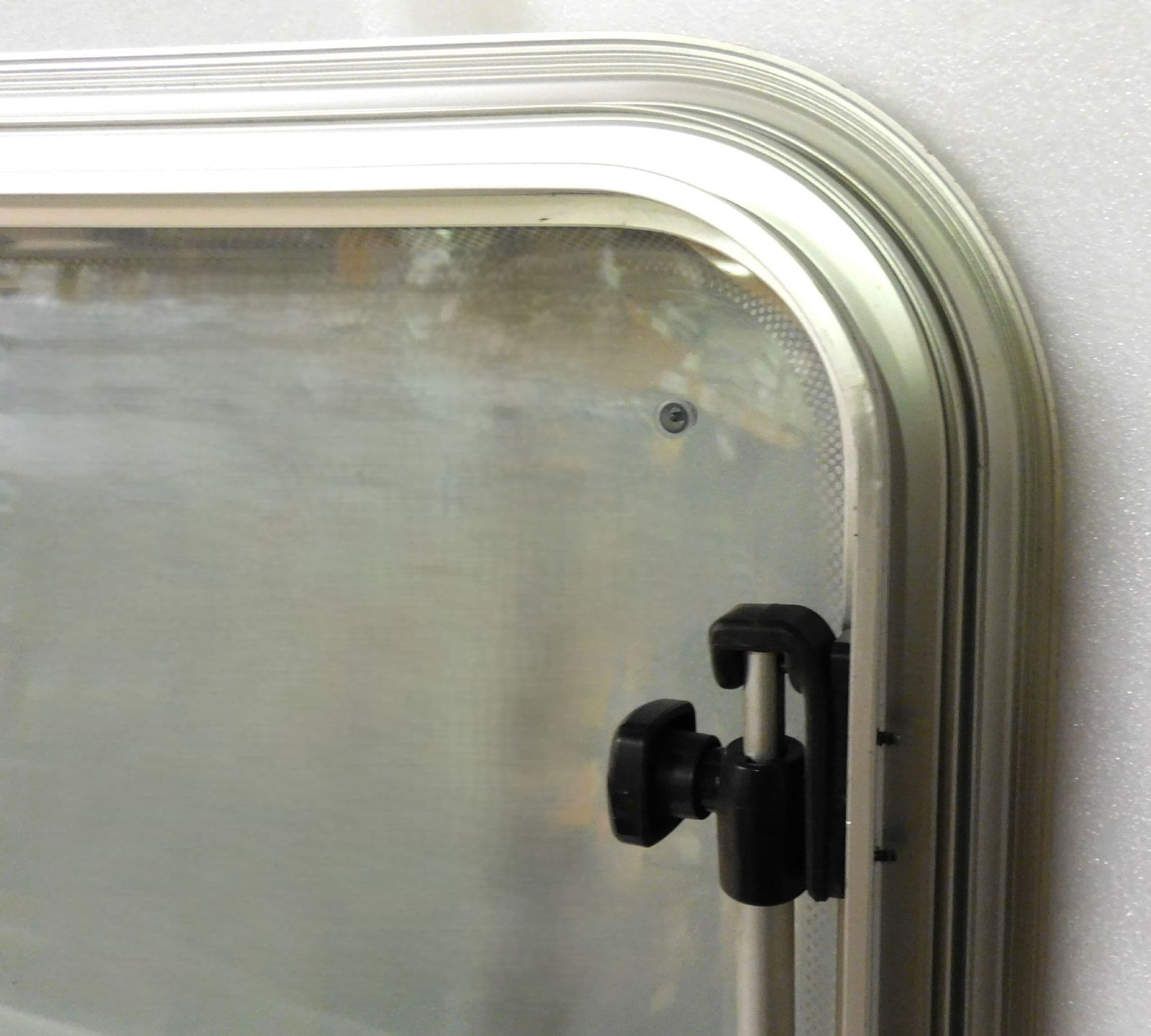 Motorhome caravan window Polyplastic with metal frame