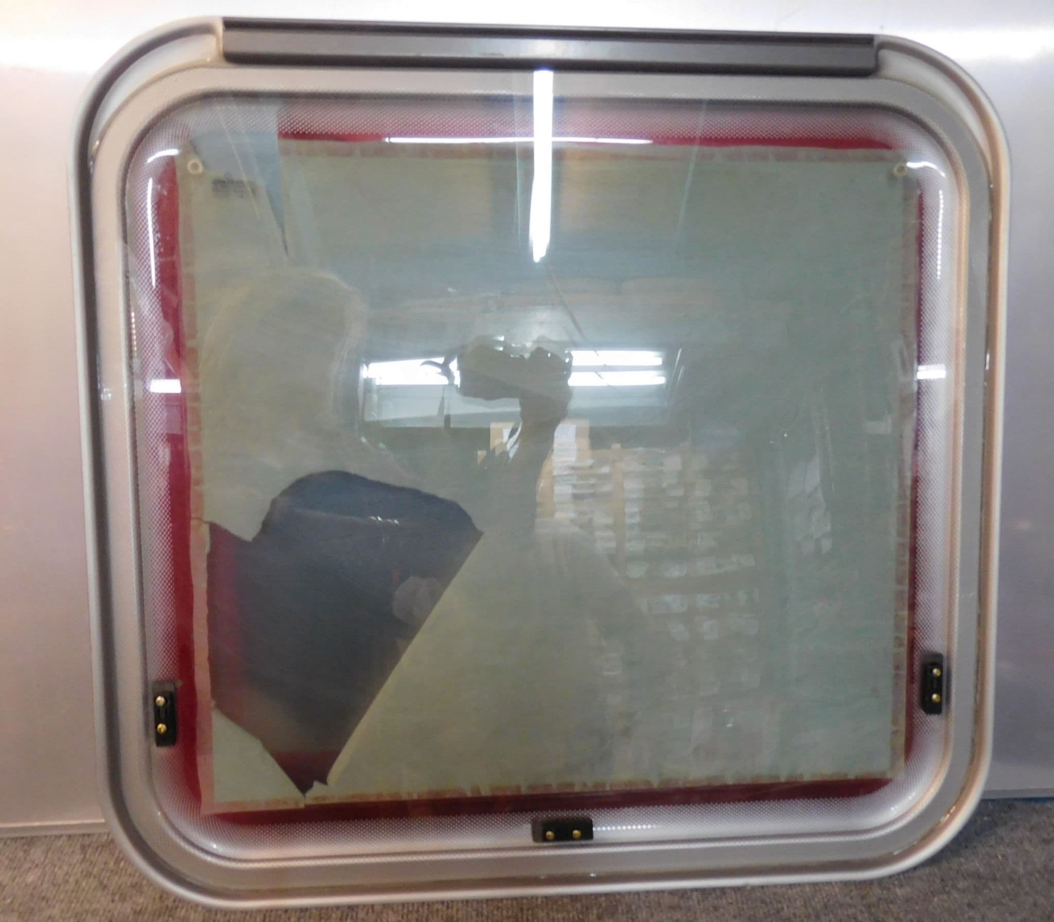 Polyplastic caravan BATHROOM window 655 X 620