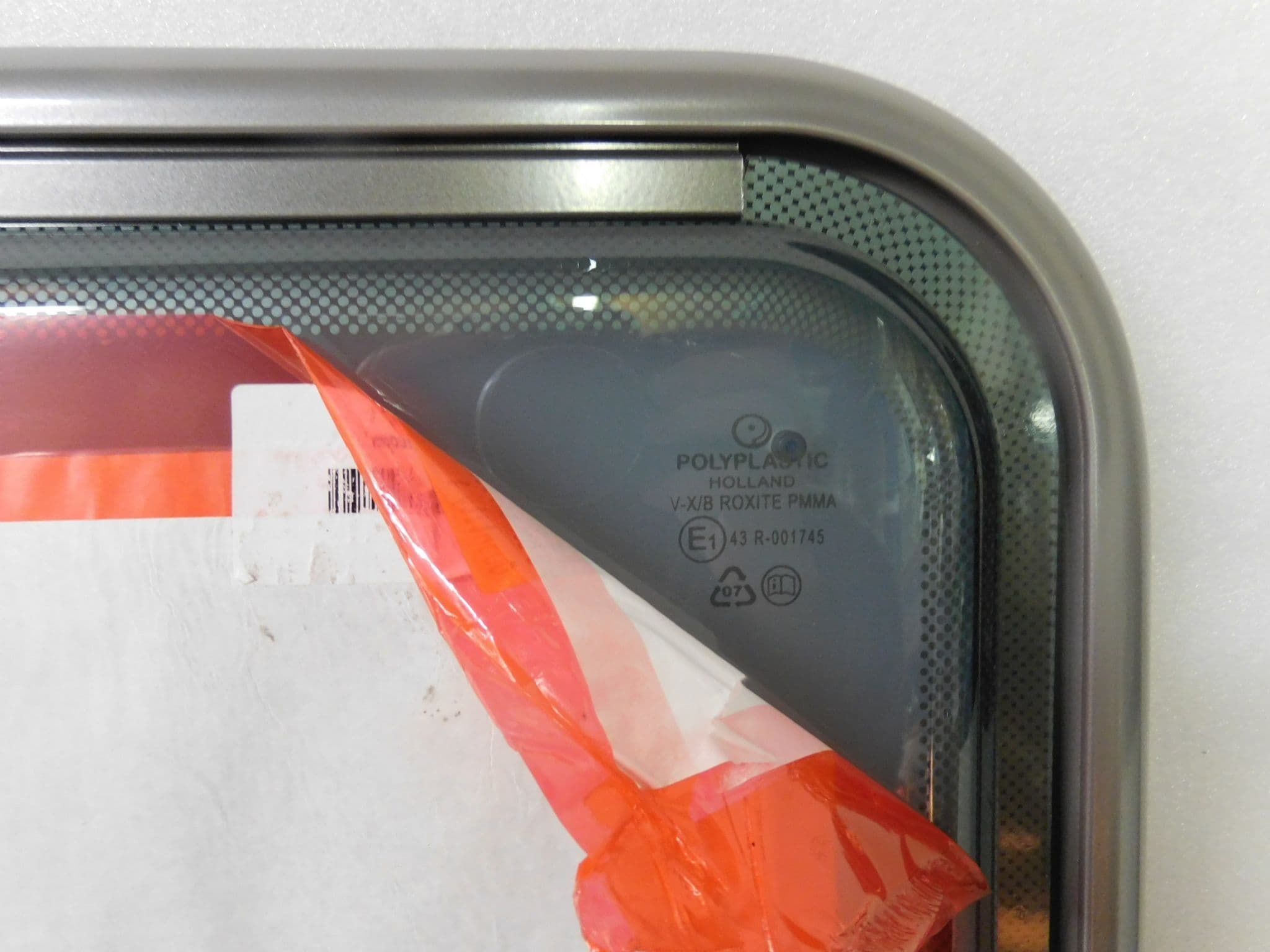 Polyplastic caravan motorhome bathroom window 600 x 550