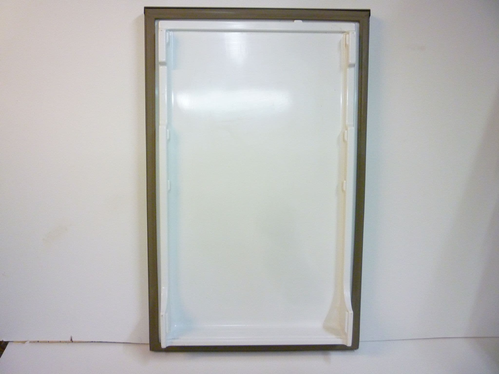 Replacement dometic fridge door 1