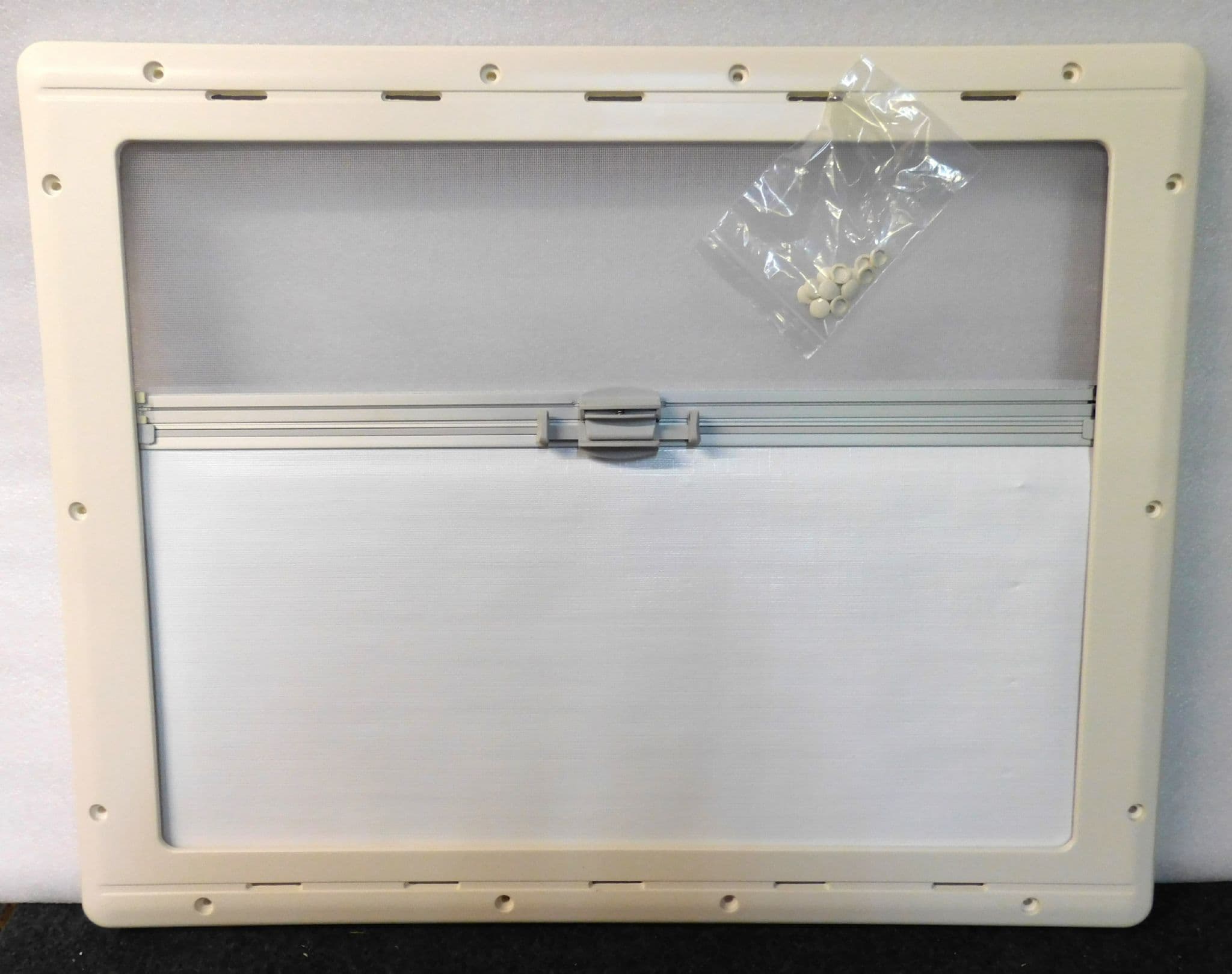 SEITZ S4 replacement window blind / flynet
