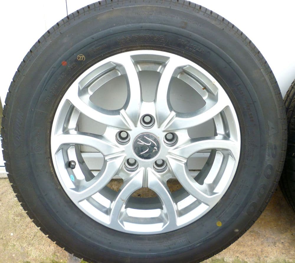 swift alloy wheel radial tubeless 14"