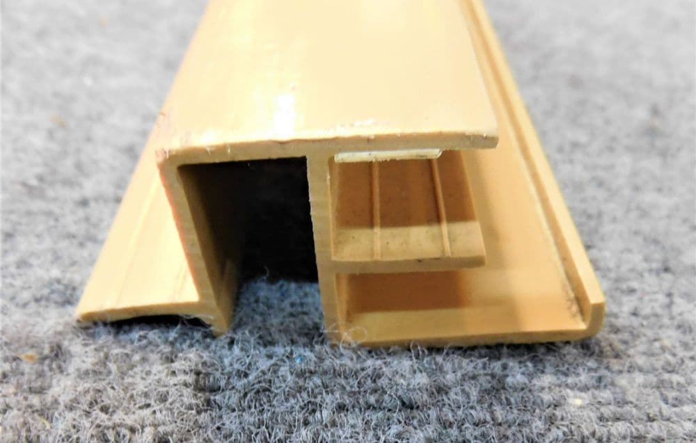 SWIFT Caravan bed runner trim rail support BR3