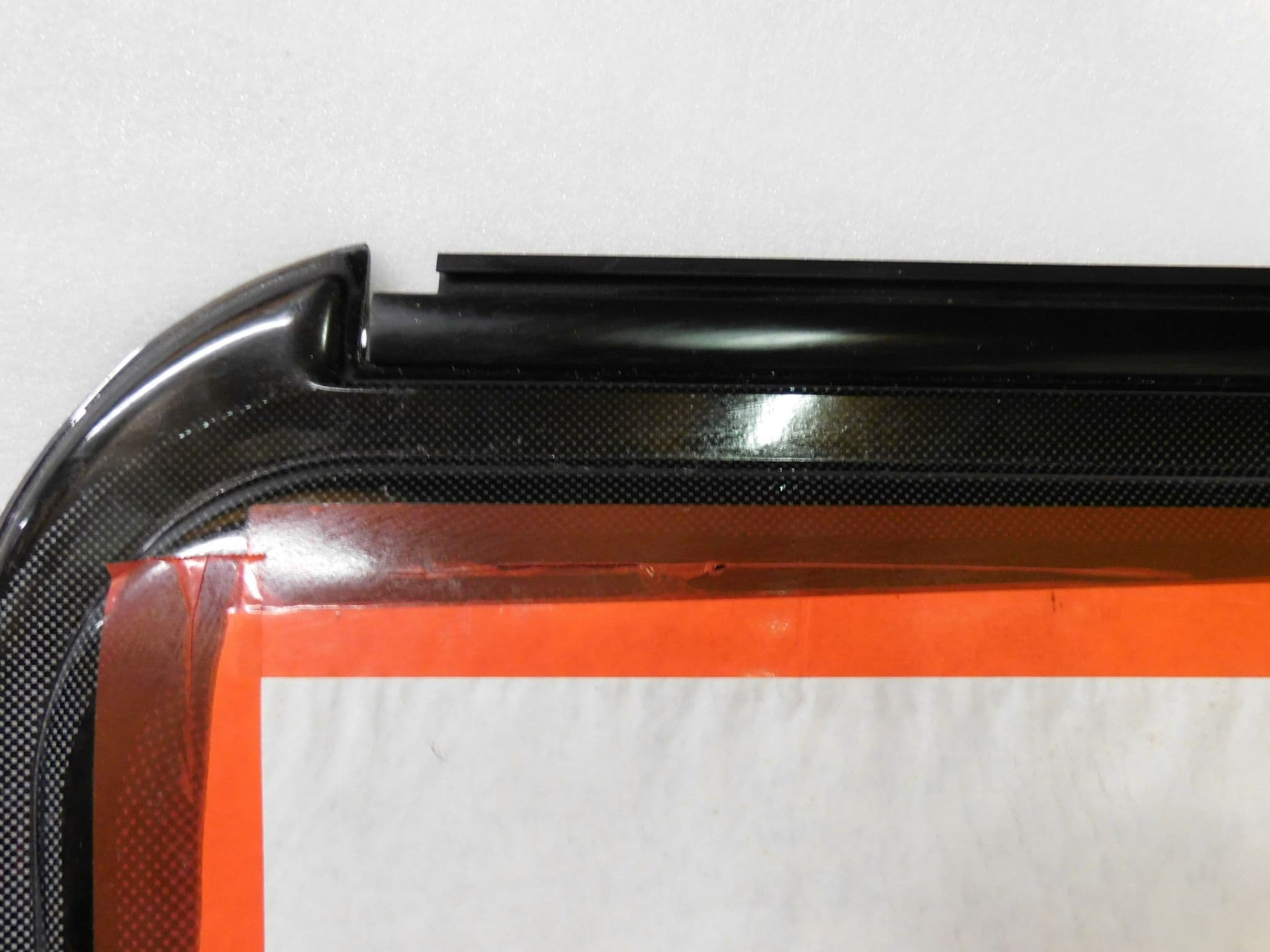 SWIFT Caravan front window L/H