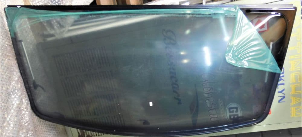 SWIFT FREESTYLE Dometic Seitz replacement Caravan window 1700 x 730