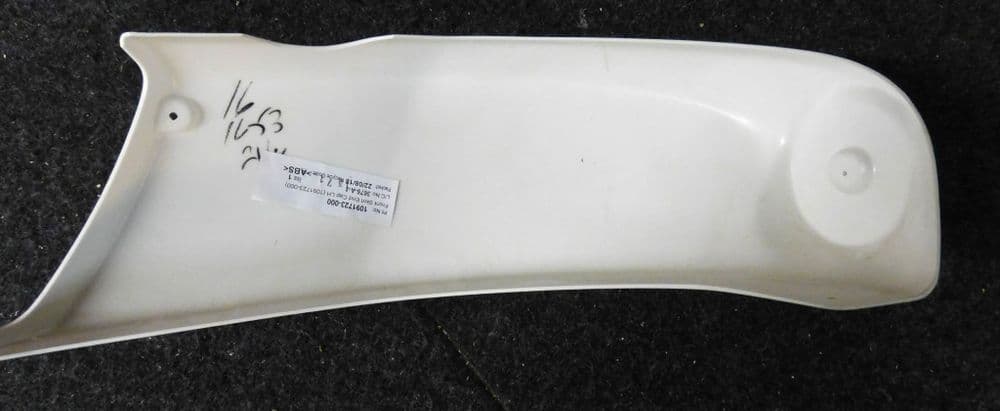 SWIFT Front skirt Light pod L/H