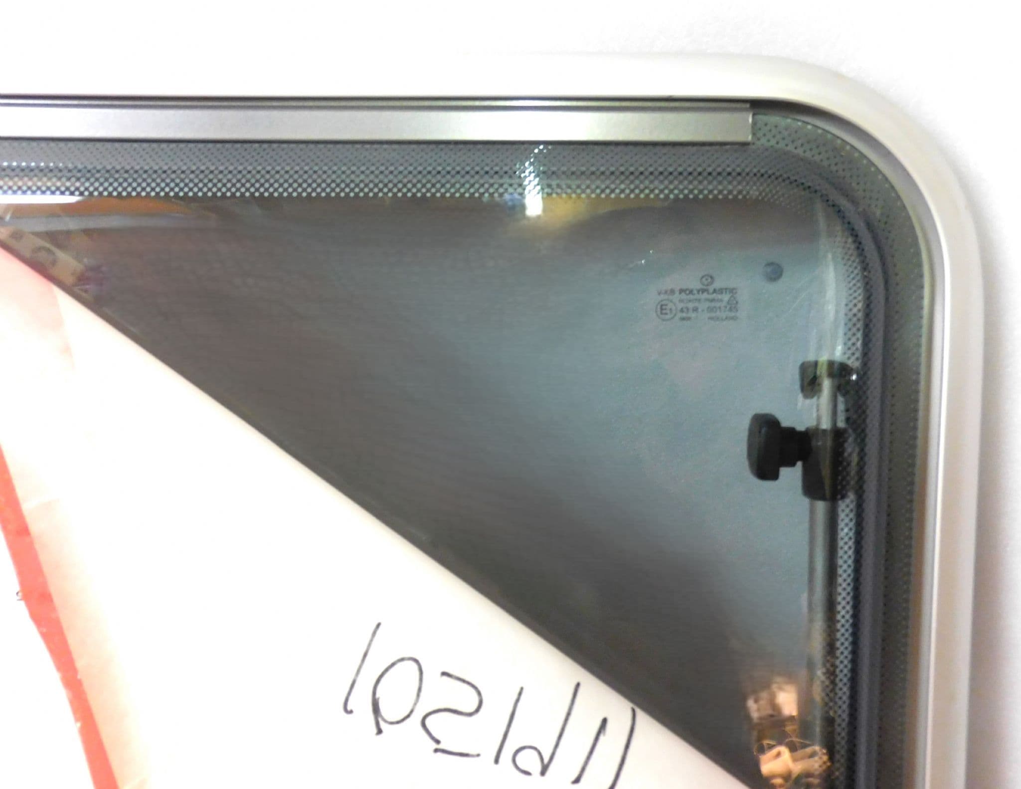 SWIFT Polyplastic Caravan /motorhome window 1105 x 550mm