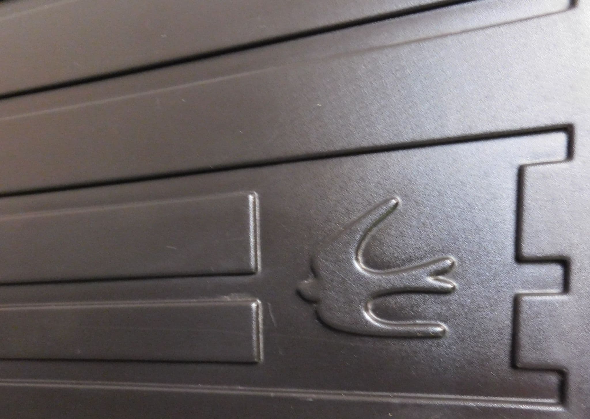 Swift window blanking panel