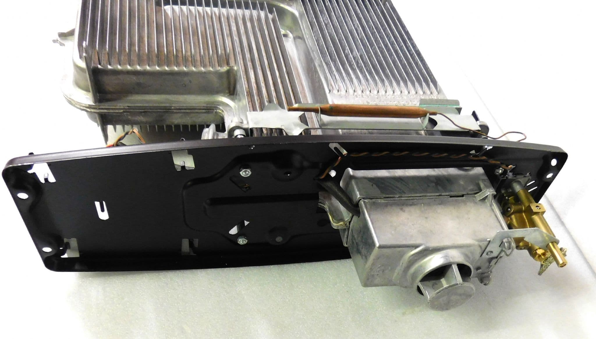 TRUMA S3004 GAS HEATER CARAVAN CAMPERVAN MOTORHOME LPG 12V BUTANE PROPANE