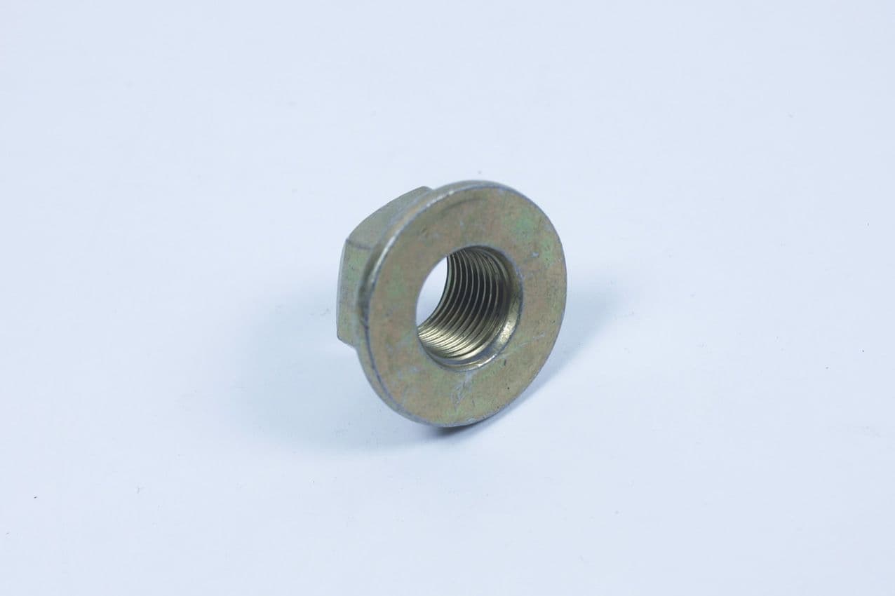 Yamaha Axle nut self locking
