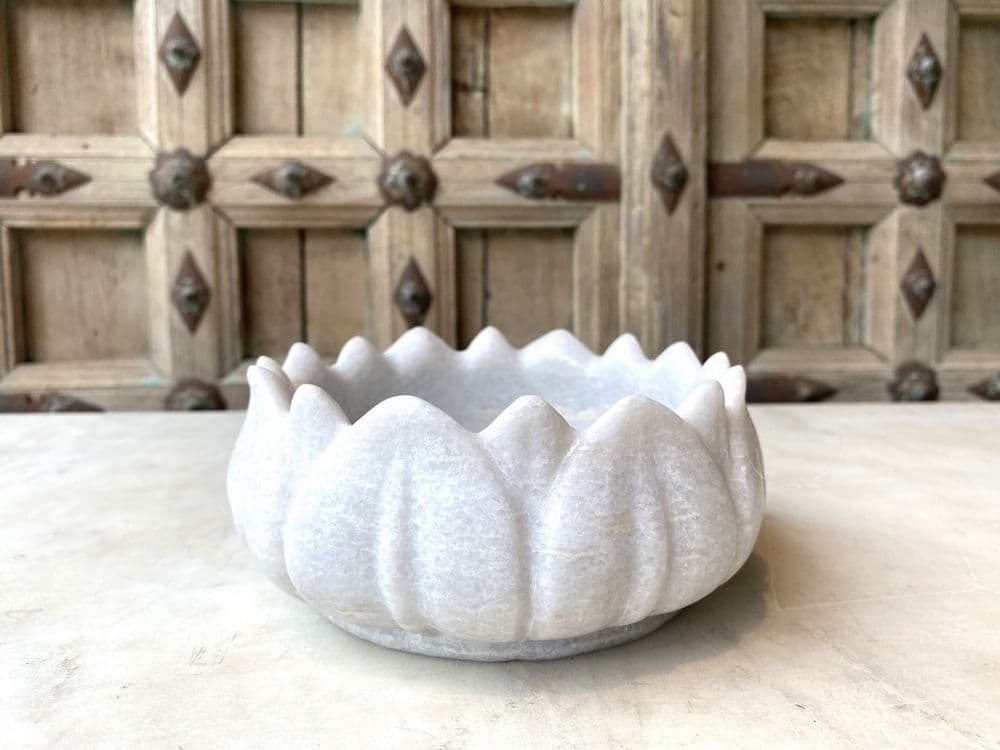 marble lotus bowl in lotus deign hand carved