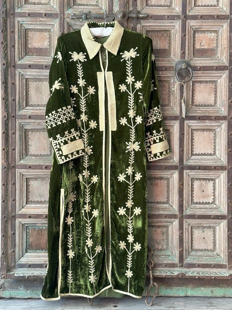 Silk embroidered velvet coat - Olive Green