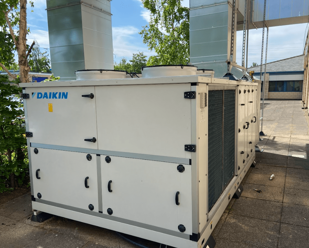 Your Ultimate Guide to Choosing the Perfect Rooftop Air Conditioning System