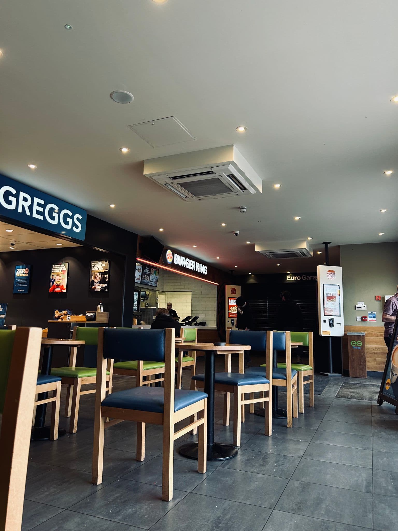 Rev Up Your Service Station. Transforming Customer Experience with the ...