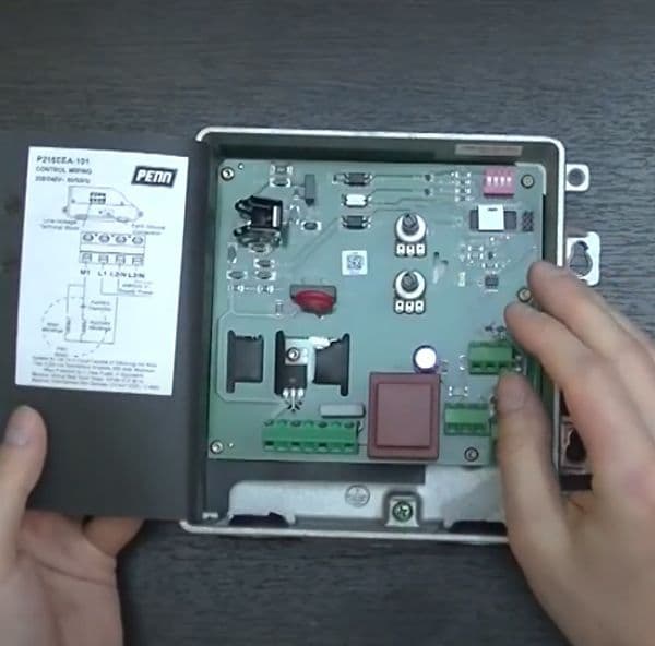 Johnson Controls P216EEA-2K FAN SPEED CONTROLS KIT Replaces P215LR