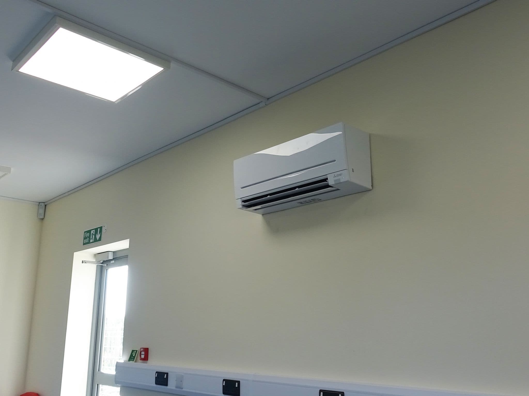 Mitsubishi Electric Air Conditioning MSZ-AY25VGK Wall 2 5Kw/9000Btu R32 ...