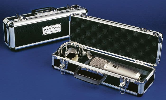 SE Z5600A Microphone Including Suspension Mount