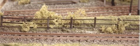 217 Ratio TRACKSIDE ACCESSORIES Lineside Fencing wood brown