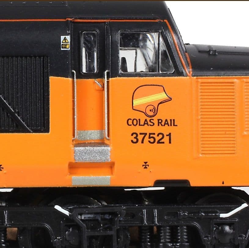 371-173 Farish Class 37/5 Refurbished 37521 Colas Rail Freight