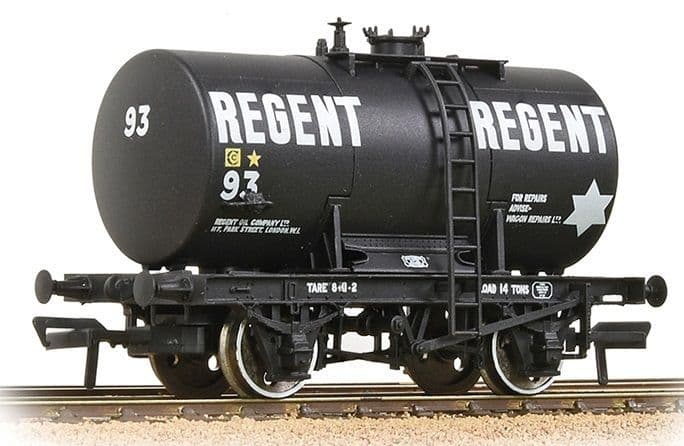 38-780 Bachmann 14T Class B Anchor-Mounted Tank Wagon Regent Oil Black