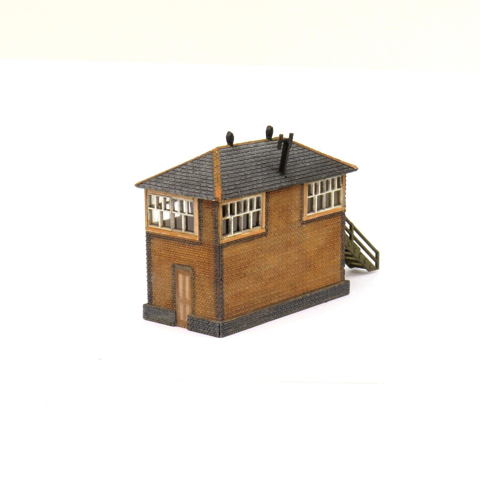 ALTT120 035 Arch Laser GWR Medium Sixed Brick Built Signal Box Kit