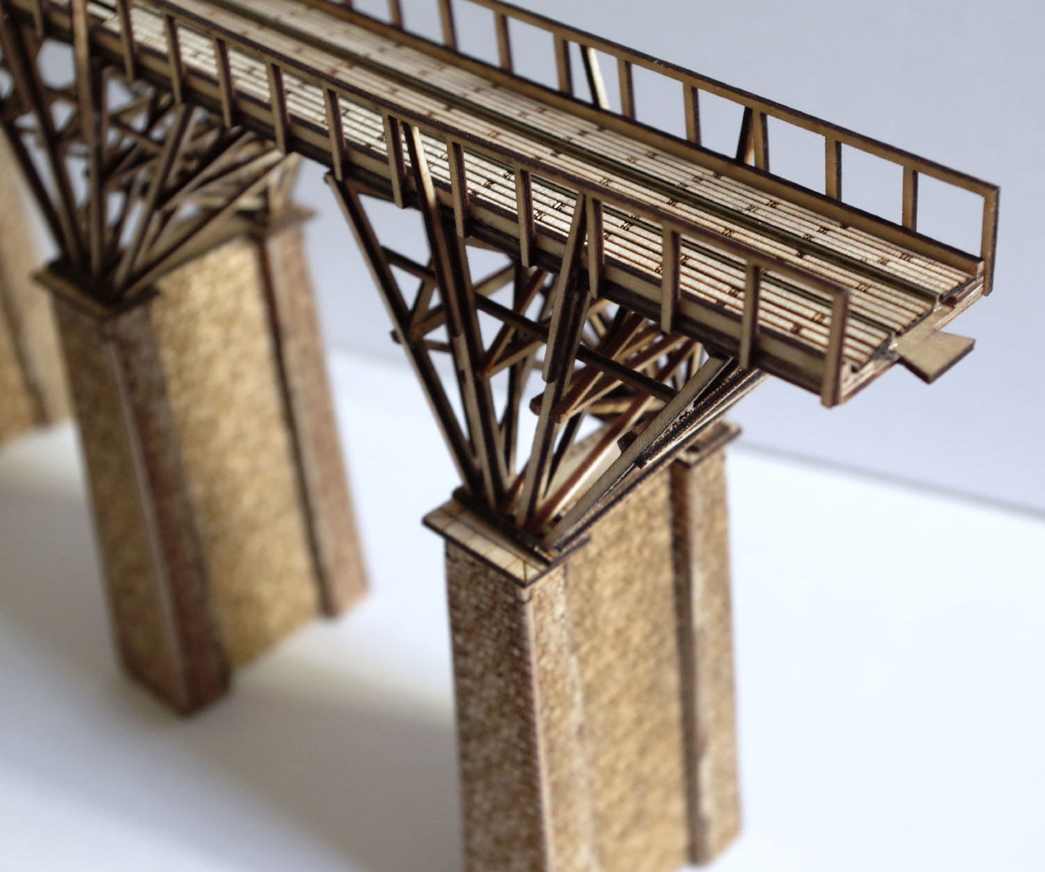 ARCHN0030 Arch Laser Brunel Timber Shorter Fan Viaduct mm deck length ...