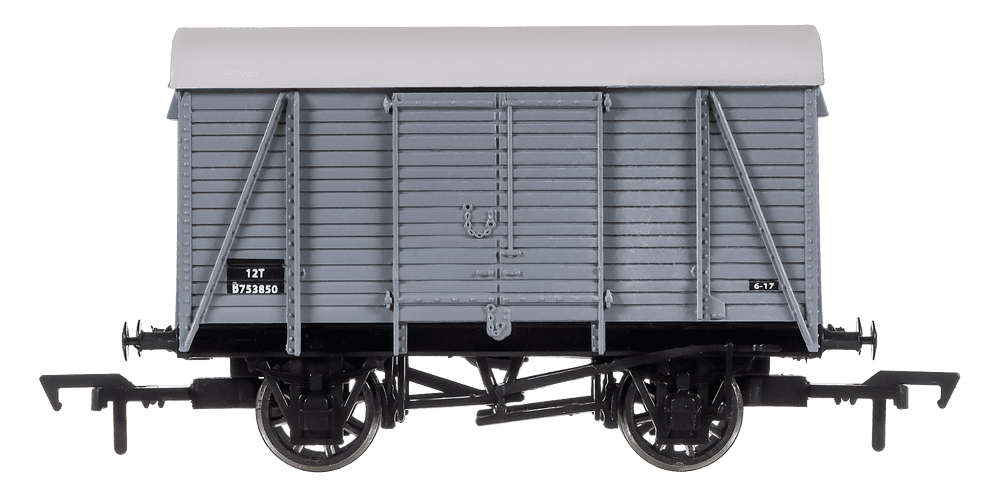 Dapol 4F-021-104 Box Van BR 753850