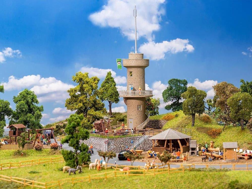 FA190036 Scale 1 87 HO Adventure Playground Kit Set III