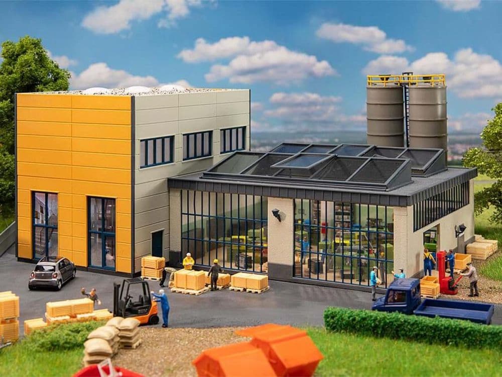 Faller 130143 Scale 1 87 HO Plastic Processing Factory Kit IV