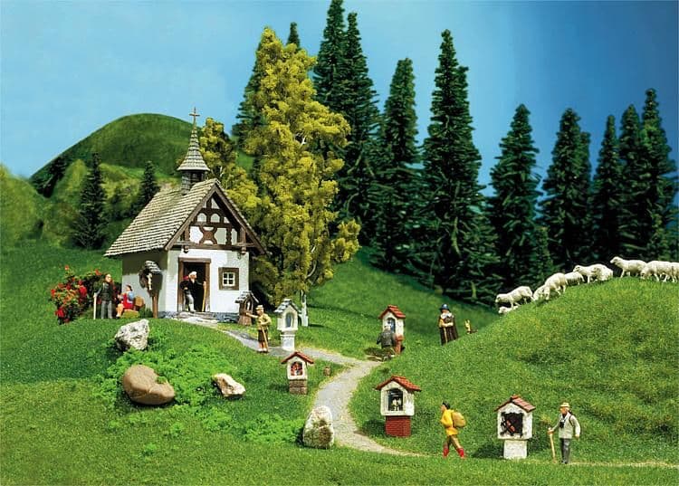 Faller 130235 HO Scale Rural Chapel with Crosses Era II