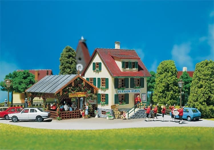 Faller 130269 HO Scale Village Inn with Bandstand Tables & Chairs Era II