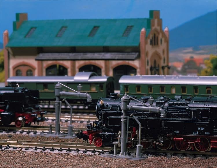 Faller 222139 N Scale Four Water Cranes Era II