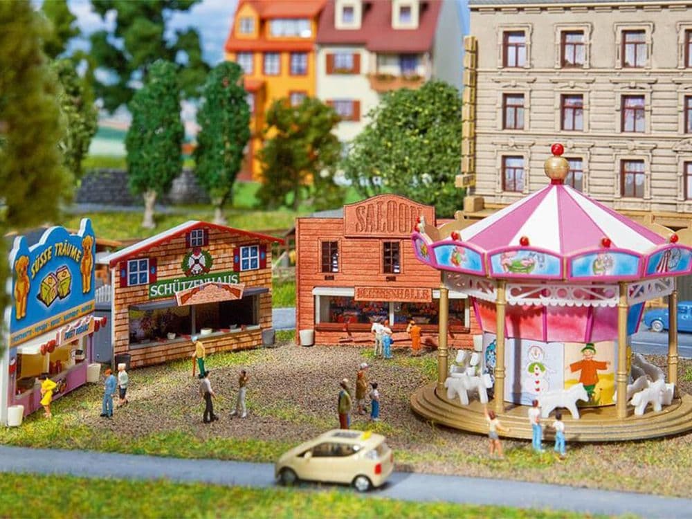 Faller 231722 Scale 1 160 N Fairground Set 3