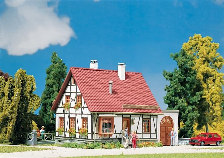 Faller 232215 N Scale House and Garage Era III