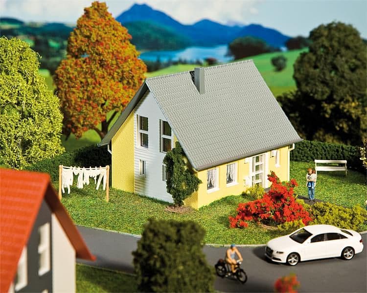 Faller 232322 N Scale Detached house Yellow VI