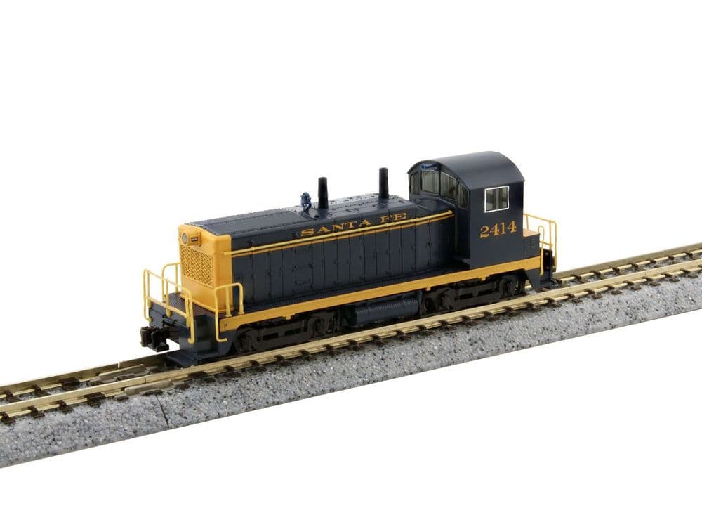 Kato 176-4376 Scale 1 160 N EMD NW2 Switcher AT&SF 2414
