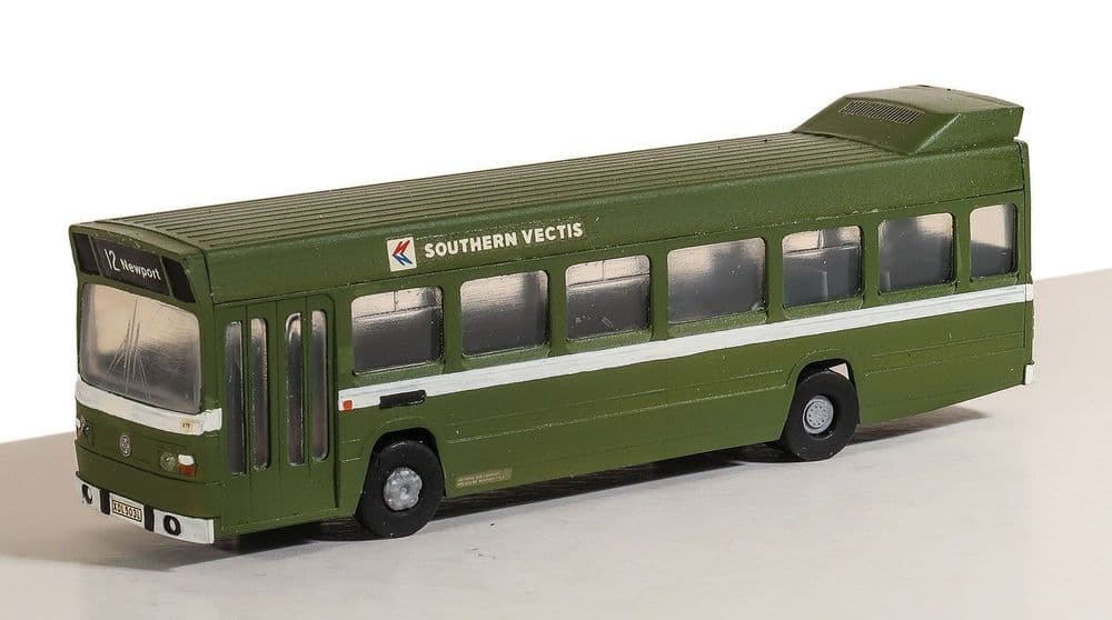 Modelscene 5143 Leyland National bus kit vari-kit green