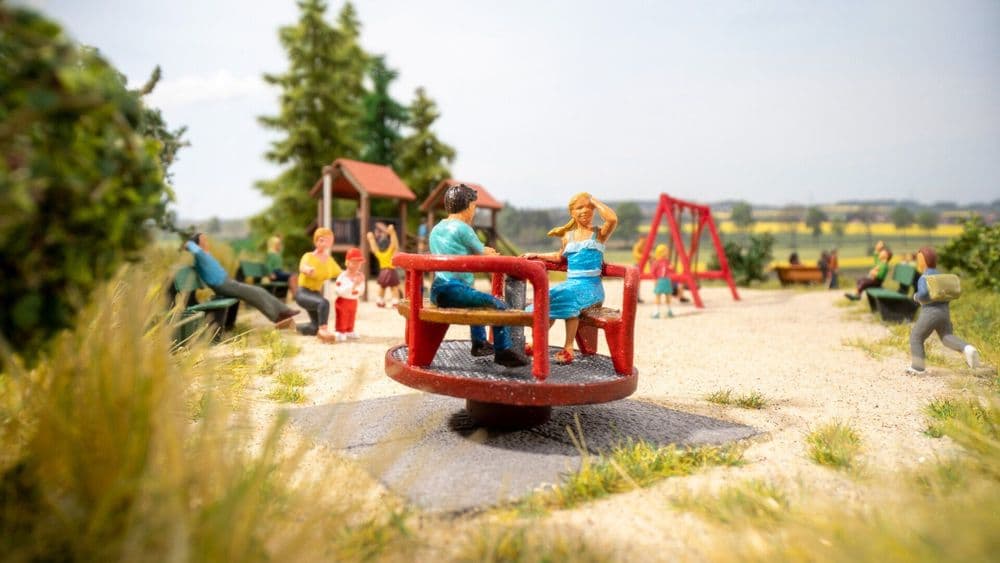 Noch 13403 Scale 1 87 HO Micro-Motion Playground Roundabout
