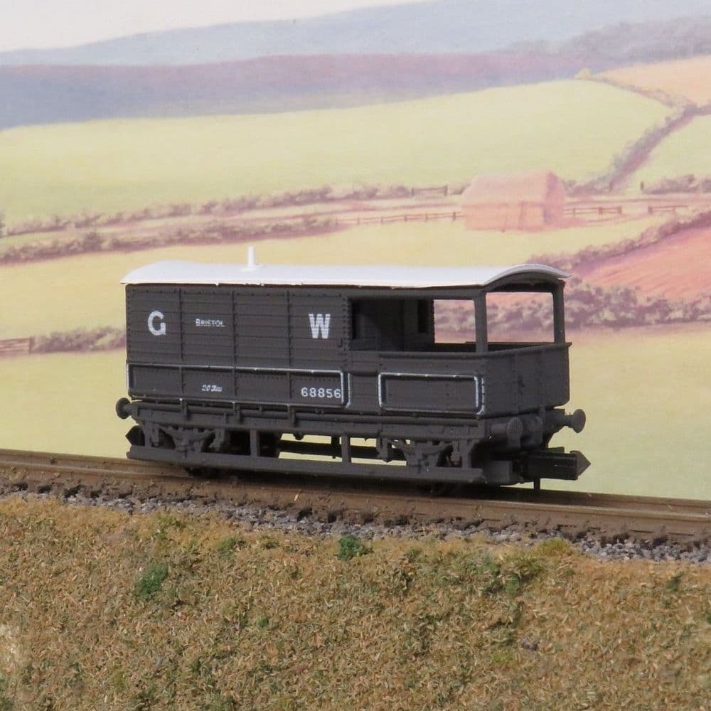 OCWW ALN072 20T Toad Brake Van AA 20 GWR 68856 with unpainted goods guard