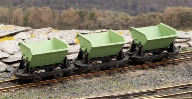 OR165 O/16 5 V-Skip Side Tip Wagons 3 Laser-cut kits NG7