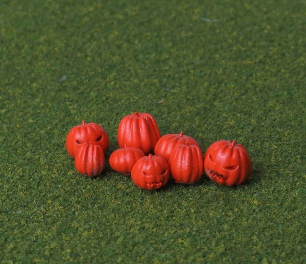 OSBF0045 OO Gauge Pumpkins X8