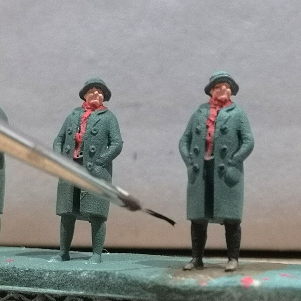 OSBF147 OO gauge Vera Stanhope painted figure