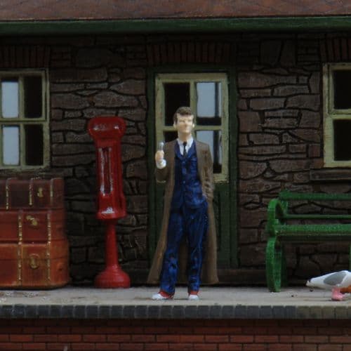OSBF207 OO Gauge Figure 10th Dr David Tennant painted