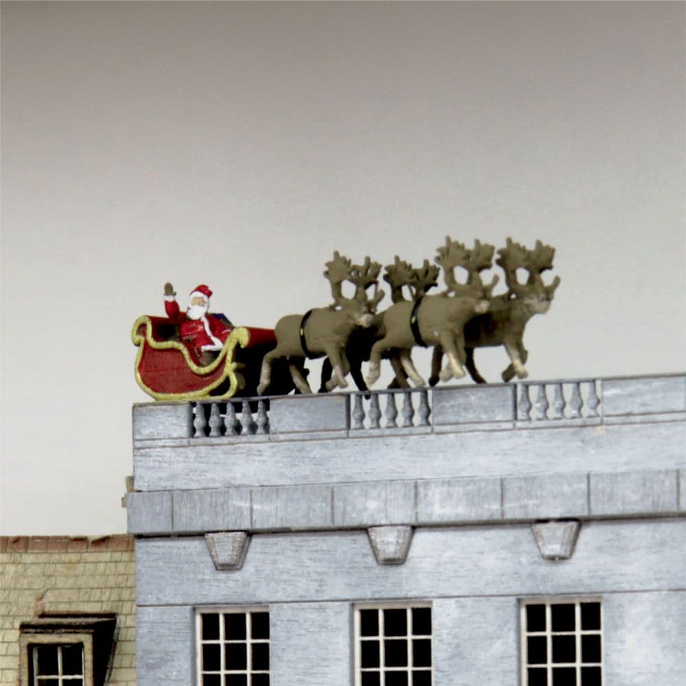 OSBFN027 N Gauge Santa and Sleigh painted