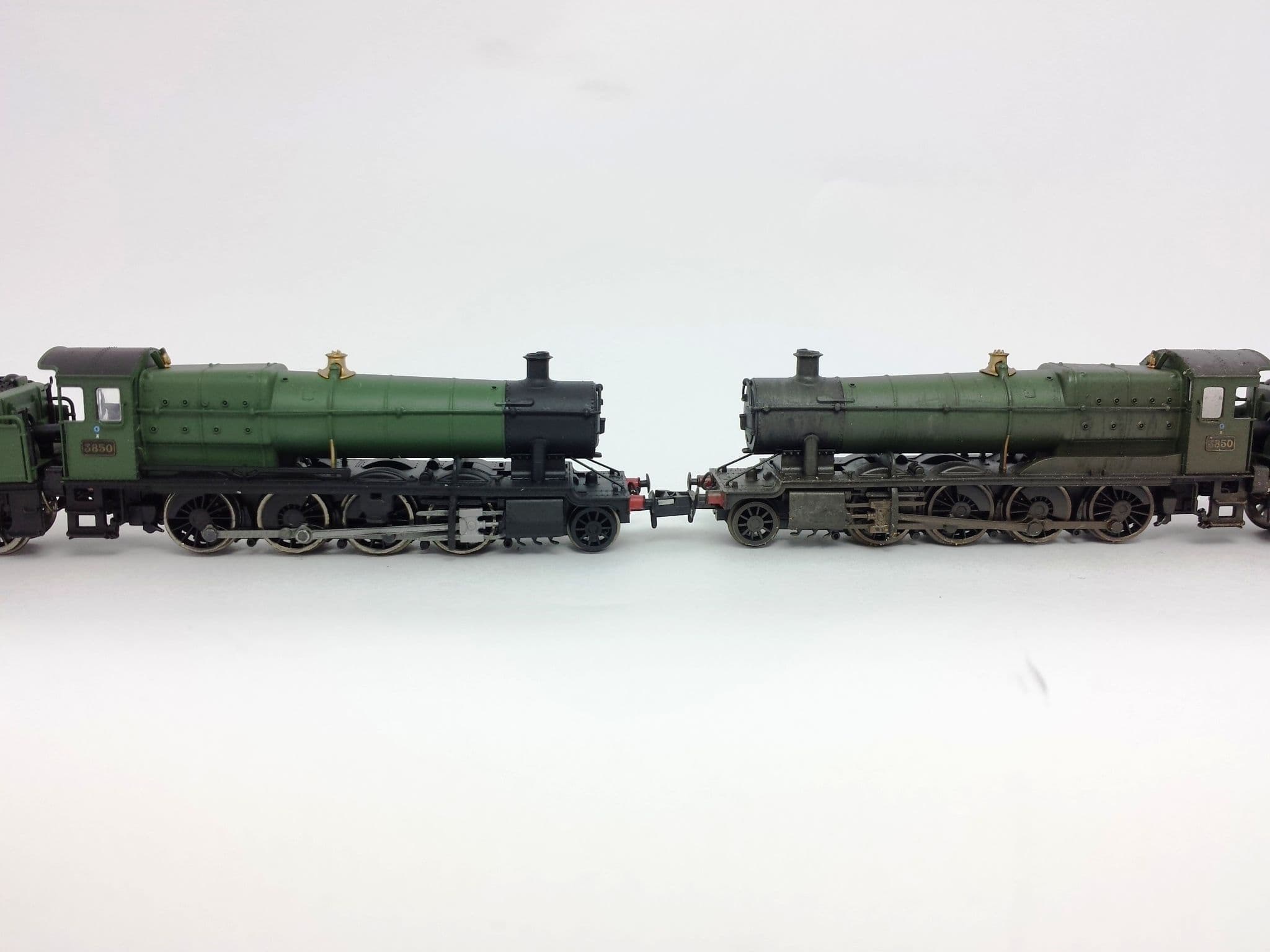 Osborns / Dapol Exclusive 38XX GWR Green livery 3850 Weathered