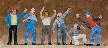 Preiser 10036 HO Scale Standing Lorry Drivers 6