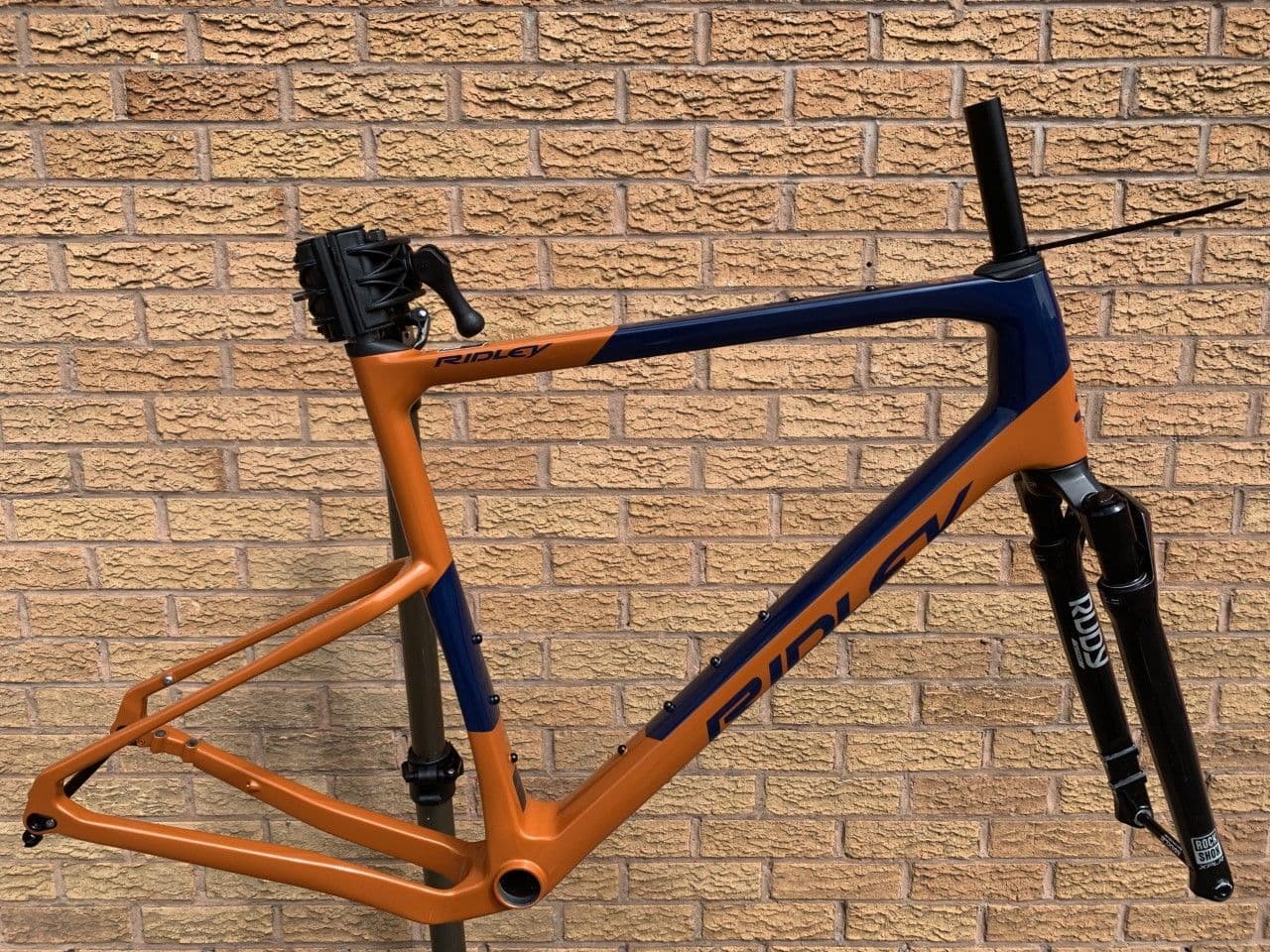 Ridley Kanzo Adventure new Carbon Gravel Frameset - Rockshox Rudy ...