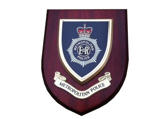 Metropolitan Police Force Helmet Badge Wall Plaque Shield